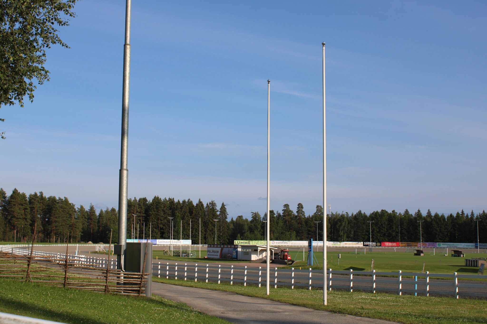 St Michel tuo Mikkeliin niin ihmisiä kuin rahaakin | Erikoissanomat